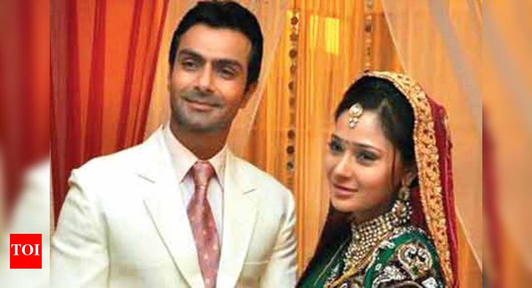 Ashmit and Sara shoot in Jaipur | Hindi Movie News - Times of India