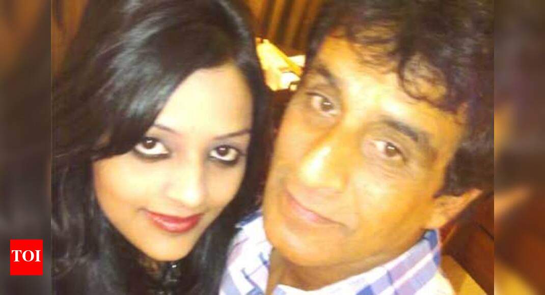 Model gets threatening calls to withdraw case against Rauf | Hindi ...