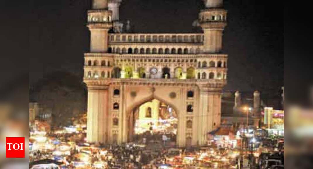 A shopping trip to Charminar's night bazaar - Times of India