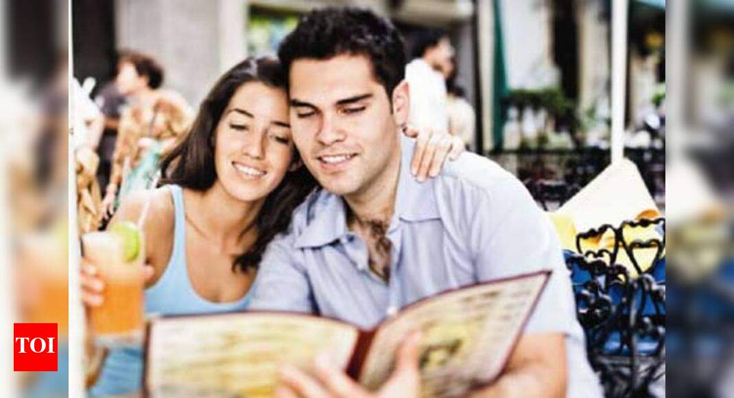 Floating menus to keep eateries afloat? - The Times of India