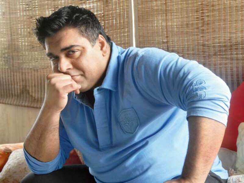 Is he Ram Kapoor or Krishan Kapoor? - Times of India