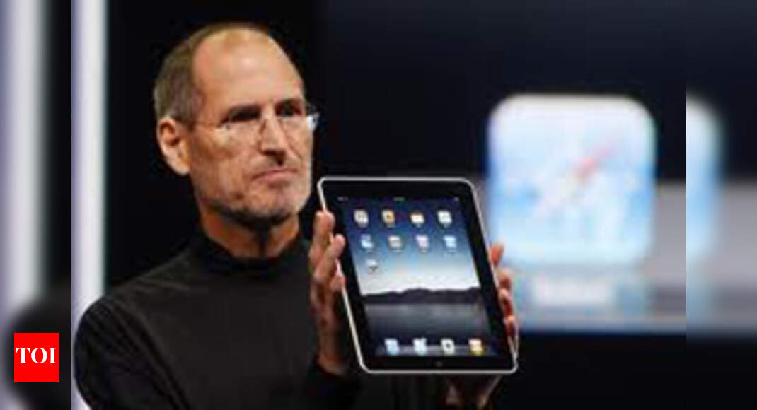First computer that Steve Jobs' built to be auctioned - Times of India