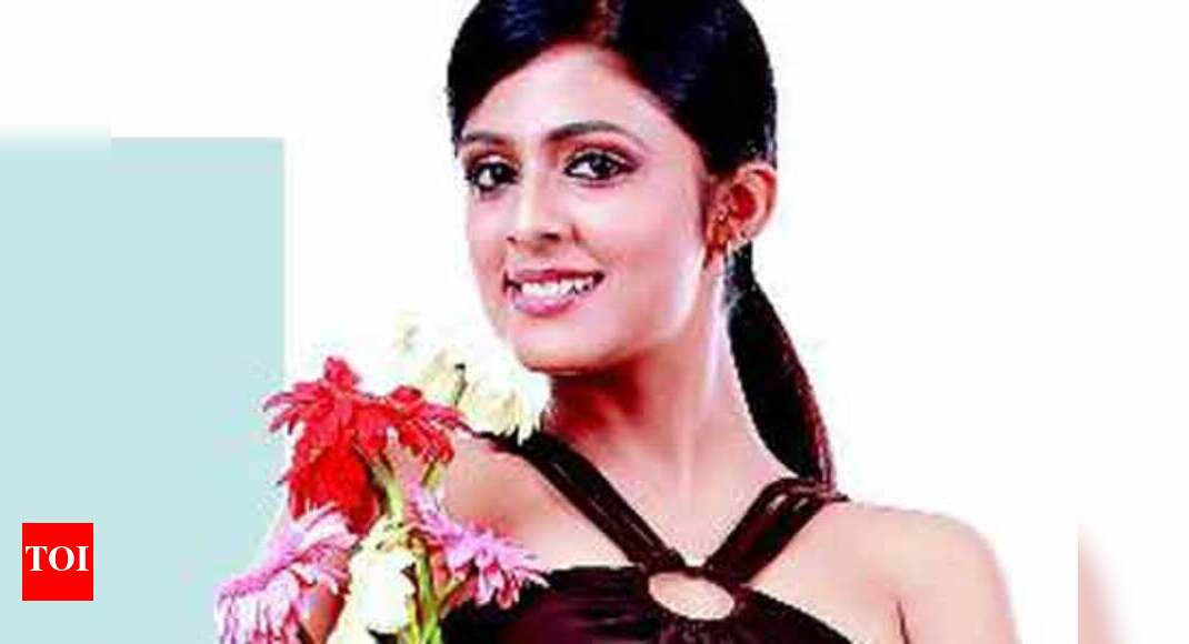 Komal's connection with Mollywood | Malayalam Movie News - Times of India