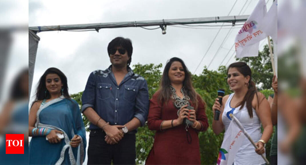 Anjan TV's road show for promotion | Bhojpuri Movie News - Times of India