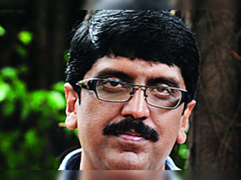 B Unnikrishnan's take on narcissist youth | Malayalam Movie News ...