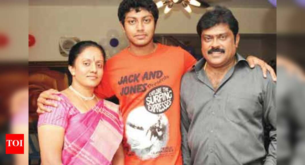 Indrajit Lankesh's bash | Events Movie News - Times of India