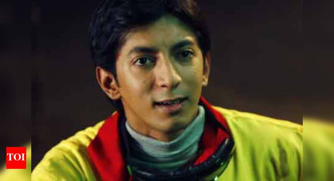 Vivek and Anshuman meet an accident on 'KLPD' set | Hindi Movie News ...