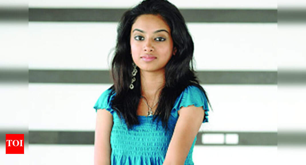 Gauthami turns village belle for her next | Malayalam Movie News ...