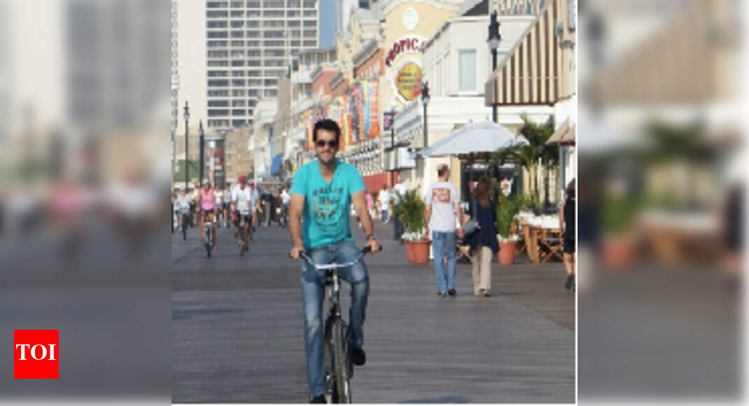 Karan V Grover back on TV as Rohit! - Times of India