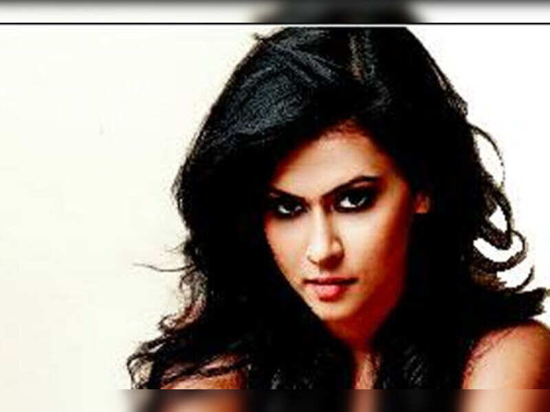Sharmila to debut in Tollywood | Kannada Movie News - Times of India