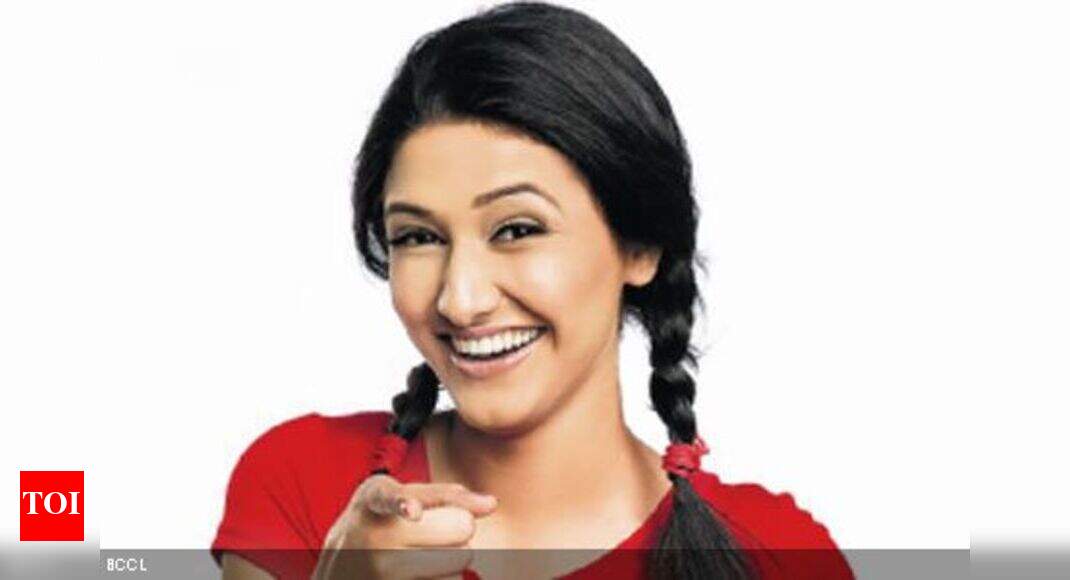 Female hosts are the new face of reality shows - Times of India