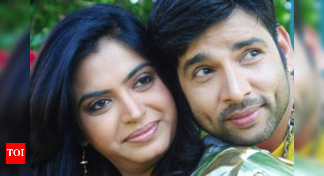 Gazab Seeti Maare Saiyaan Pichwade releases | Bhojpuri Movie News ...