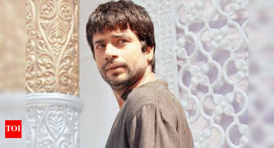 Anindya Banerjee gets 14 roles! | Bengali Movie News - Times of India