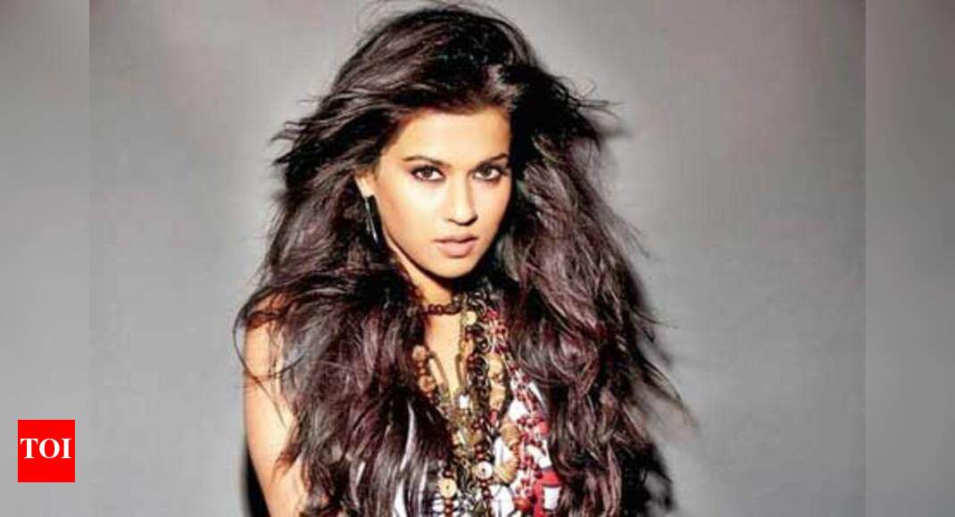 Sharmila to debut in Tollywood | Telugu Movie News - Times of India