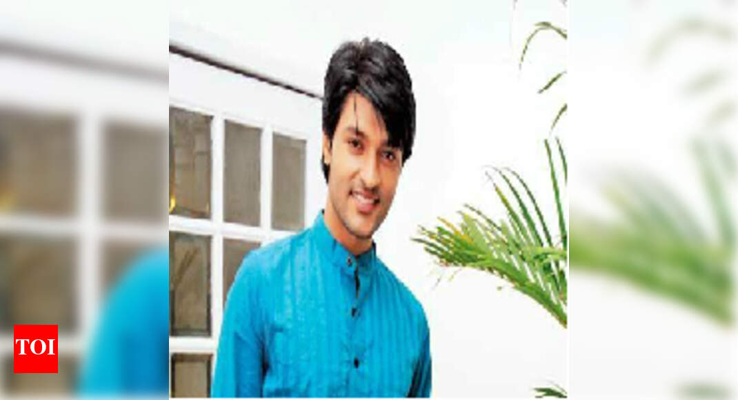 Can’t imagine getting married to a celebrity: Anas - The Times of India