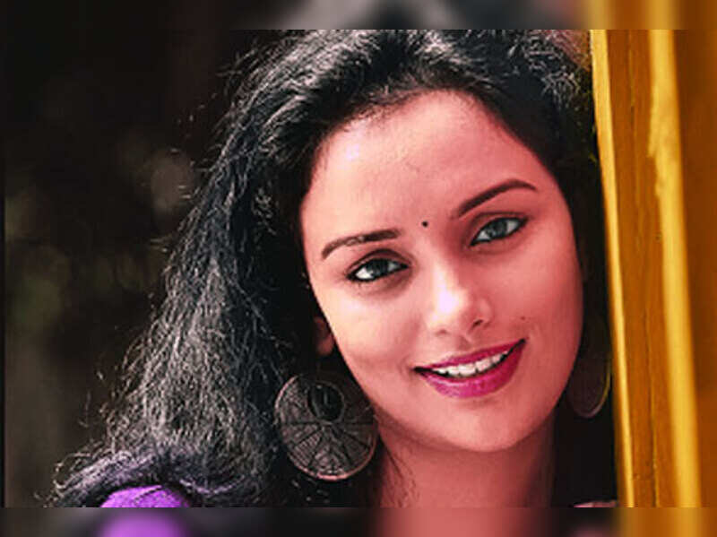 I'm enjoying every moment of motherhood: Shwetha | Malayalam Movie News ...