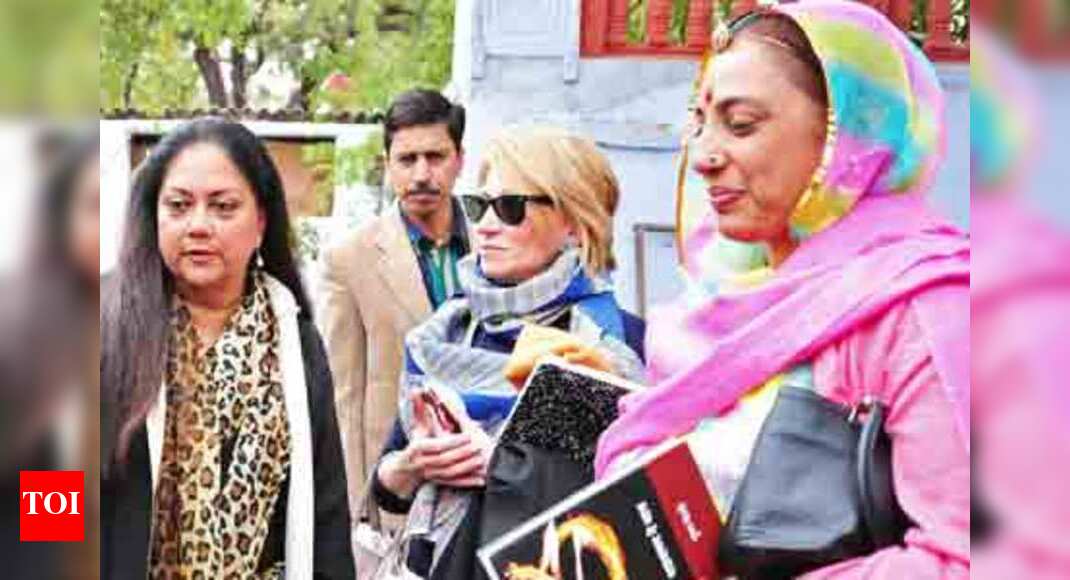 A tribute to Sunil da at Jaipur Lit Fest - Times of India
