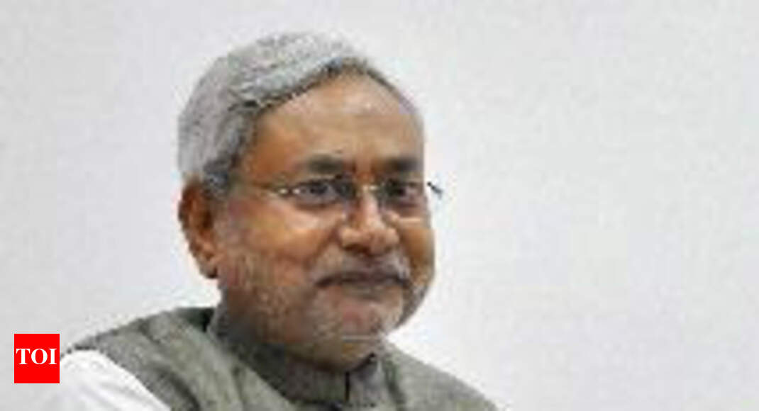 red carpet welcome in Karachi: Nitish Kumar gets warm welcome in ...