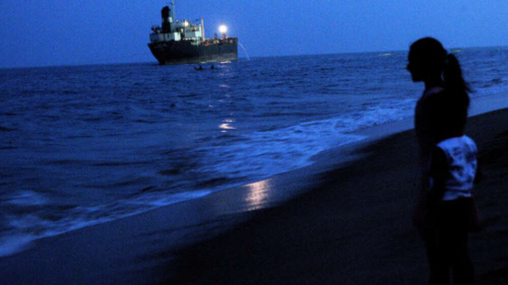 Grounded ship Pratibha Cauvery awaits salvage | The Times of India