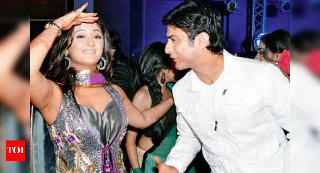 'Uttaran' team celebrates 1000 episodes | Events Movie News - Times of ...