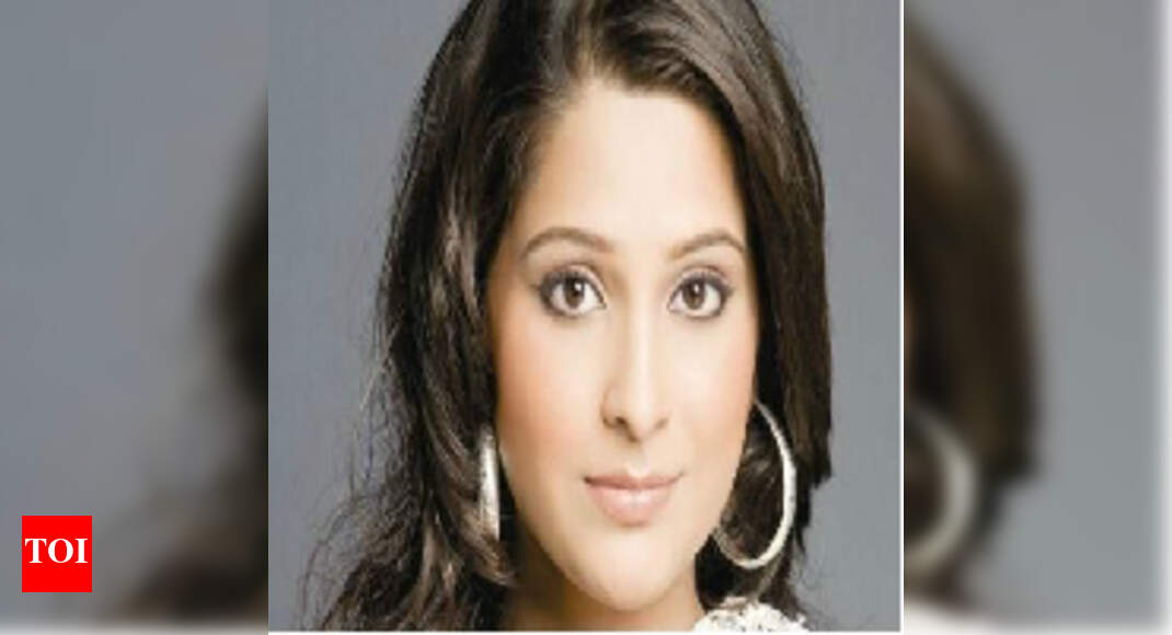 Surbhi Shukla in Color’s Durga - Times of India