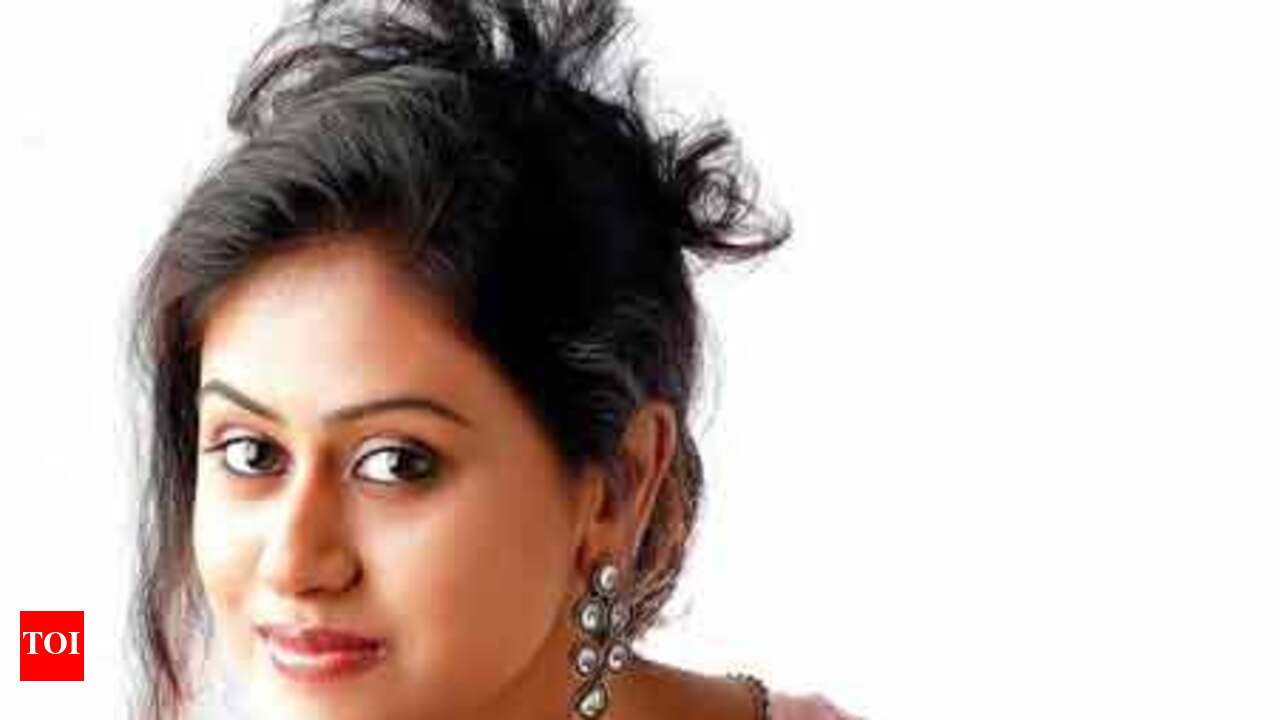 Maria John In Saree