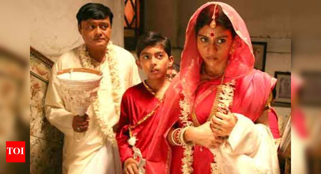 Bhoot pishima's here | Bengali Movie News - Times of India