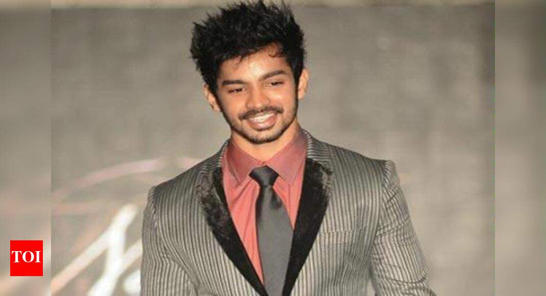 Mahath's a backbencher! | Tamil Movie News - Times of India