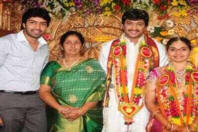 Aryan Rajesh blessed with a baby boy | Telugu Movie News - Times of India