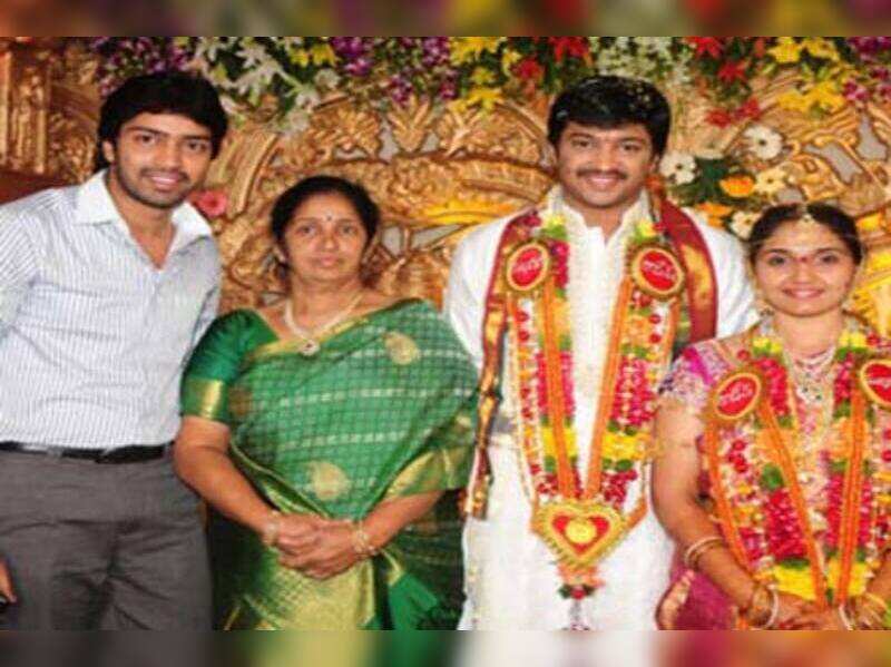 Aryan Rajesh blessed with a baby boy | Telugu Movie News - Times of India