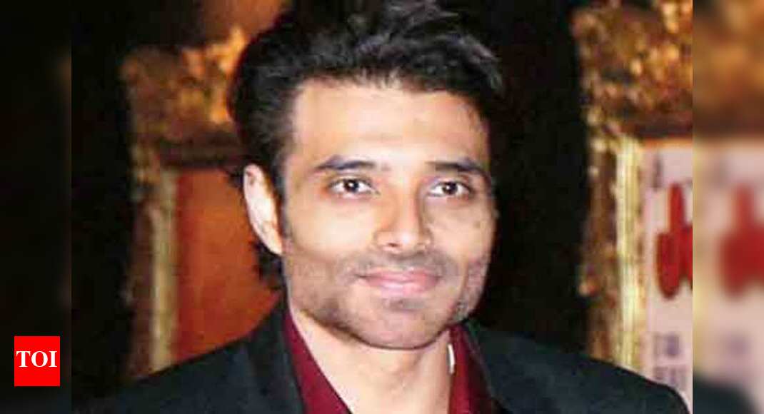 Uday gets luxury wheels as an end-of-days gift | Hindi Movie News ...