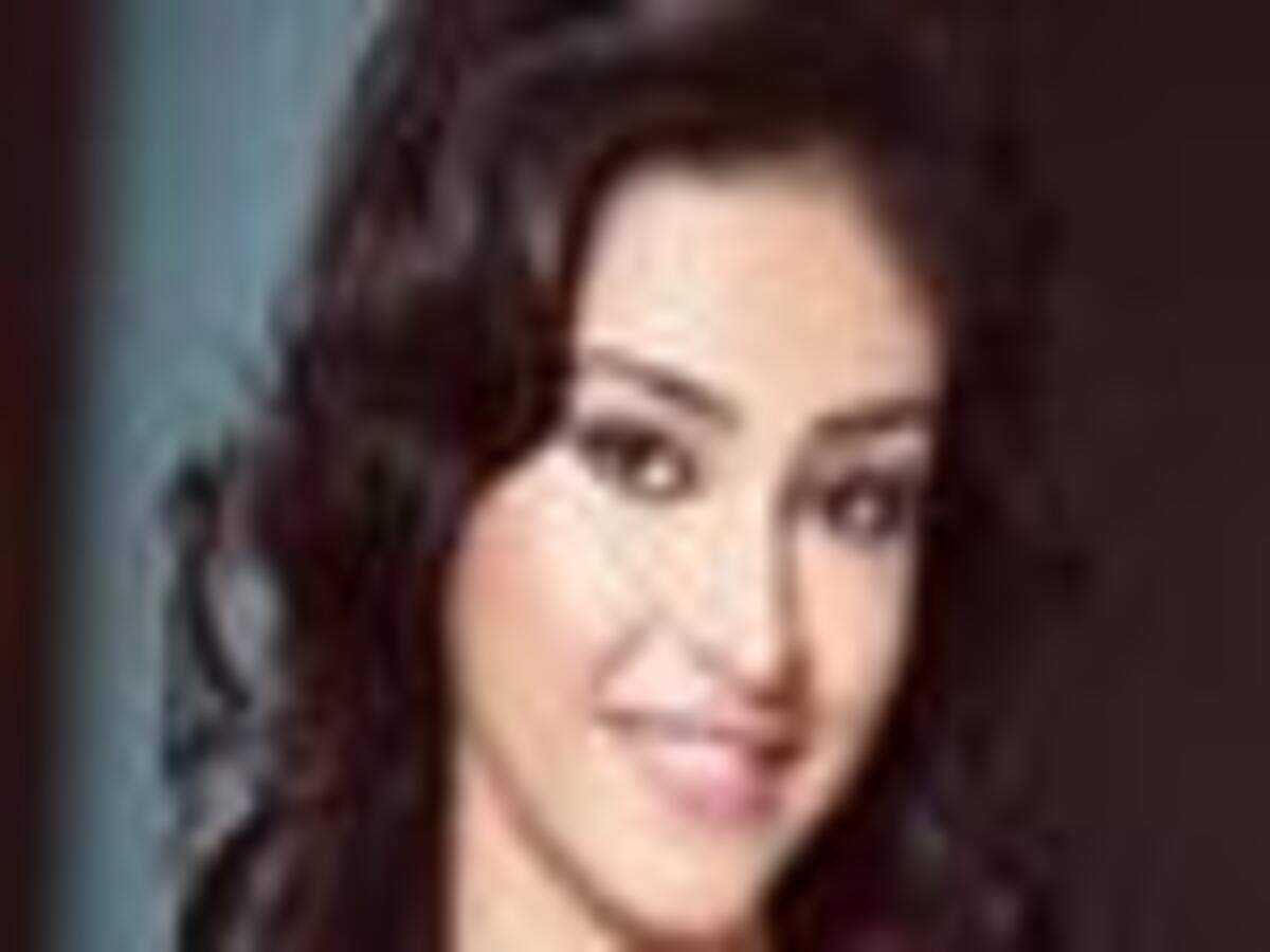 Become a beauty queen!