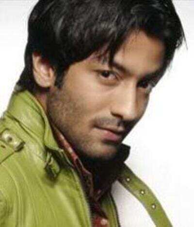 Jatin Shah back on TV - Times of India