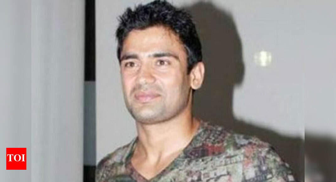 Sangram commits to a noble cause - Times of India