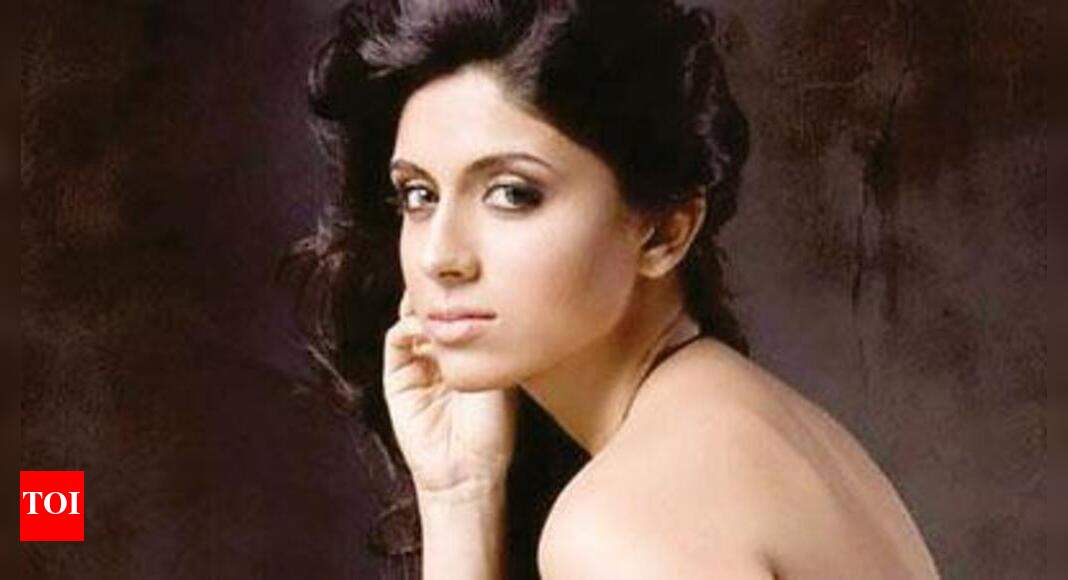 Zoa Morani in Vikram Bhatt’s film | Hindi Movie News - Times of India