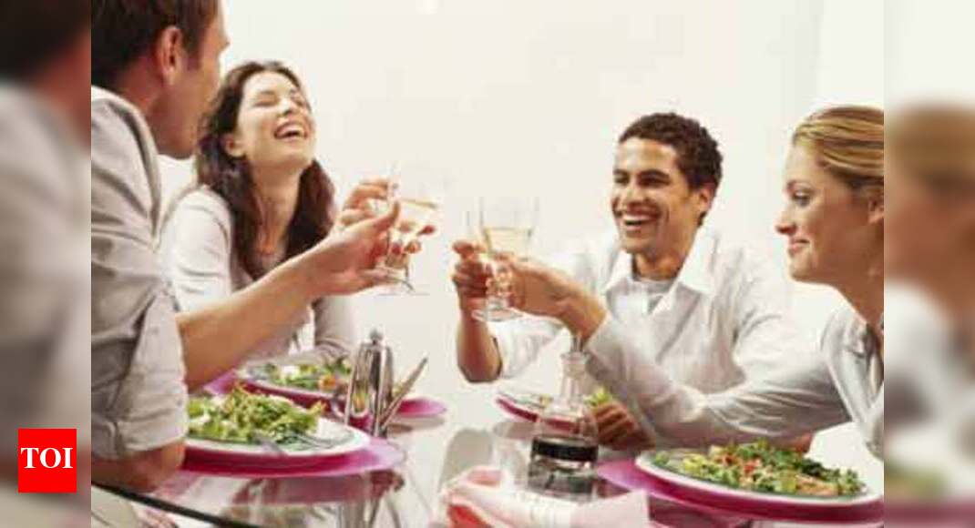 Health tips to keep in mind while eating out - Times of India