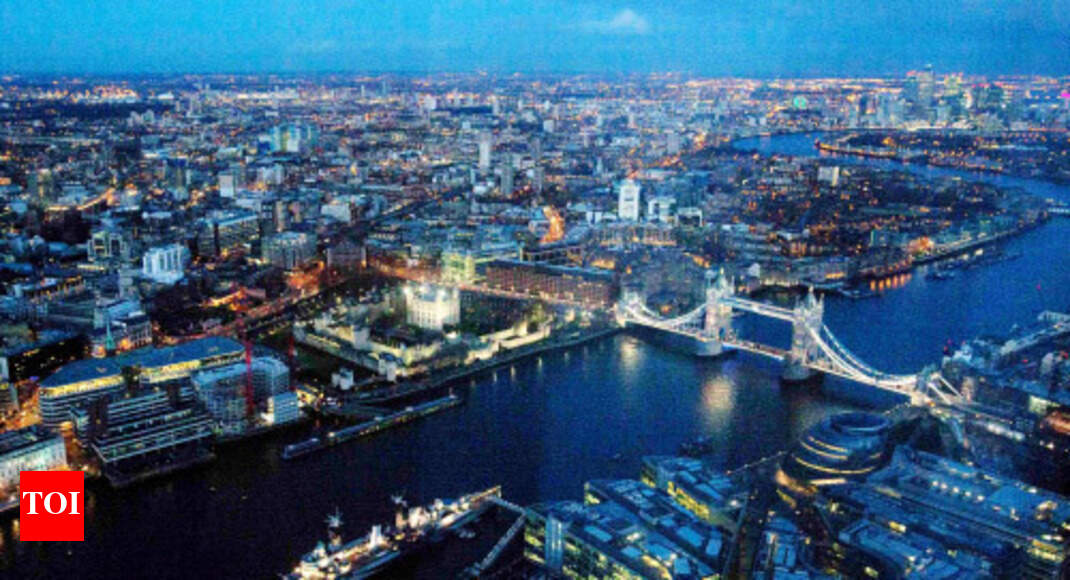 Indians largest foreign-born group in England and Wales - Times of India