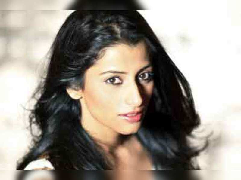 Saunskruti Kher: Saunskruti Kher to debut in Marathi cinema | Marathi ...