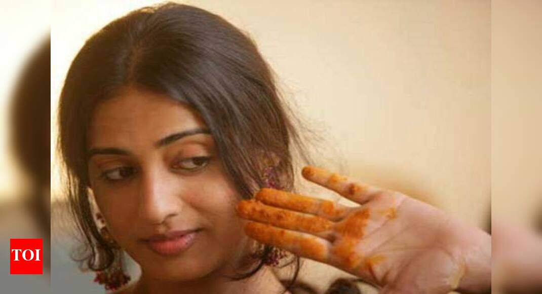 Hot item number in Saif Ali Khan's Bullet Raja | Telugu Movie News ...