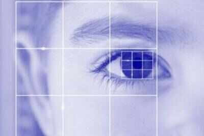 Hi-tech glasses to 'cure colour-blindness' - Times of India