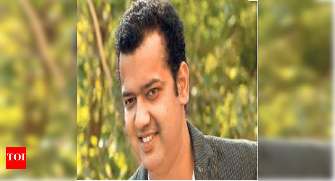 Rahul Mahajan in a special episode of Master Chef- 3 - Times of India
