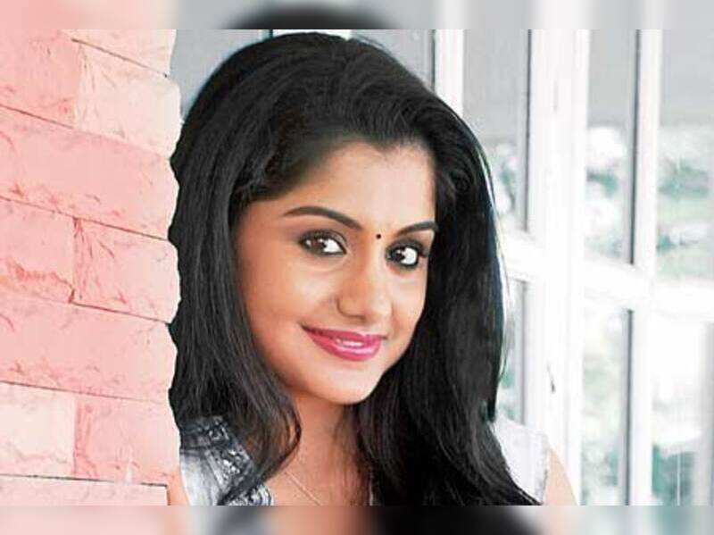 Meera Nanda: Meera Nanda in Harikumar's next project | Malayalam Movie ...