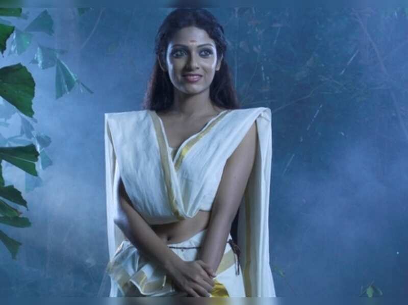 Kollywood: Avanthika Mohan eyes Kollywood | Tamil Movie News - Times of ...