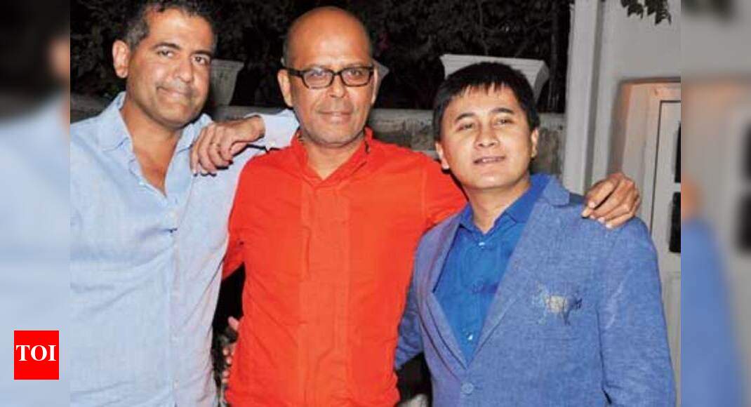 Sammeer Sheth, Narendra Kumar's celebration in Mumbai | Events Movie ...