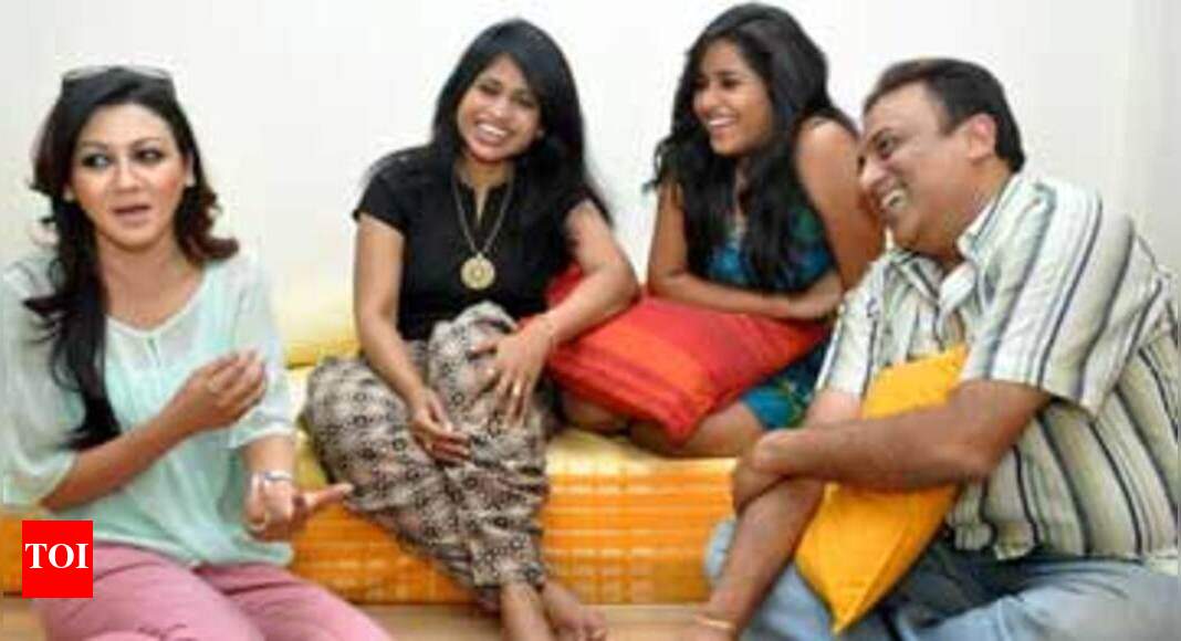 Jaya can speak through her eyes: Arindam Sil | Bengali Movie News ...