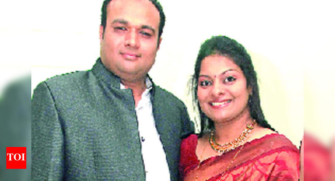 Nikhil, Sonal, Amol and Rashmi Nilawar organise a party at their new ...