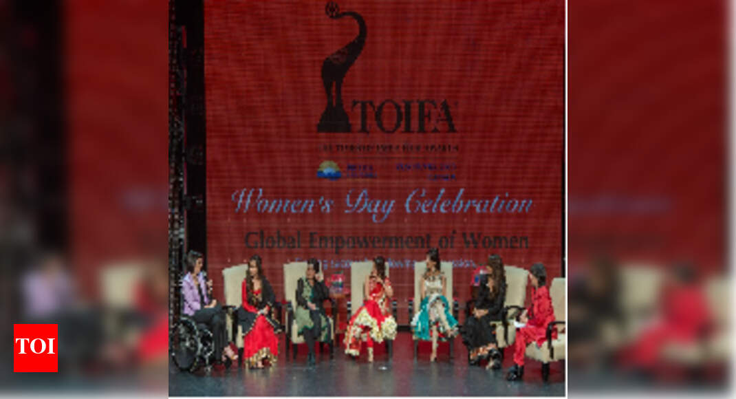 TOIFA celebrates Female Thought Leaders | Hindi Movie News - Times of India