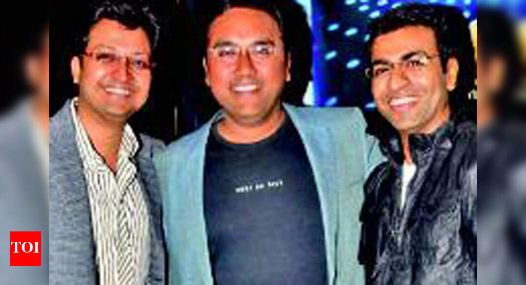 ‘Disco Night’ themed party for the Round Tablers in Lucknow | Events ...