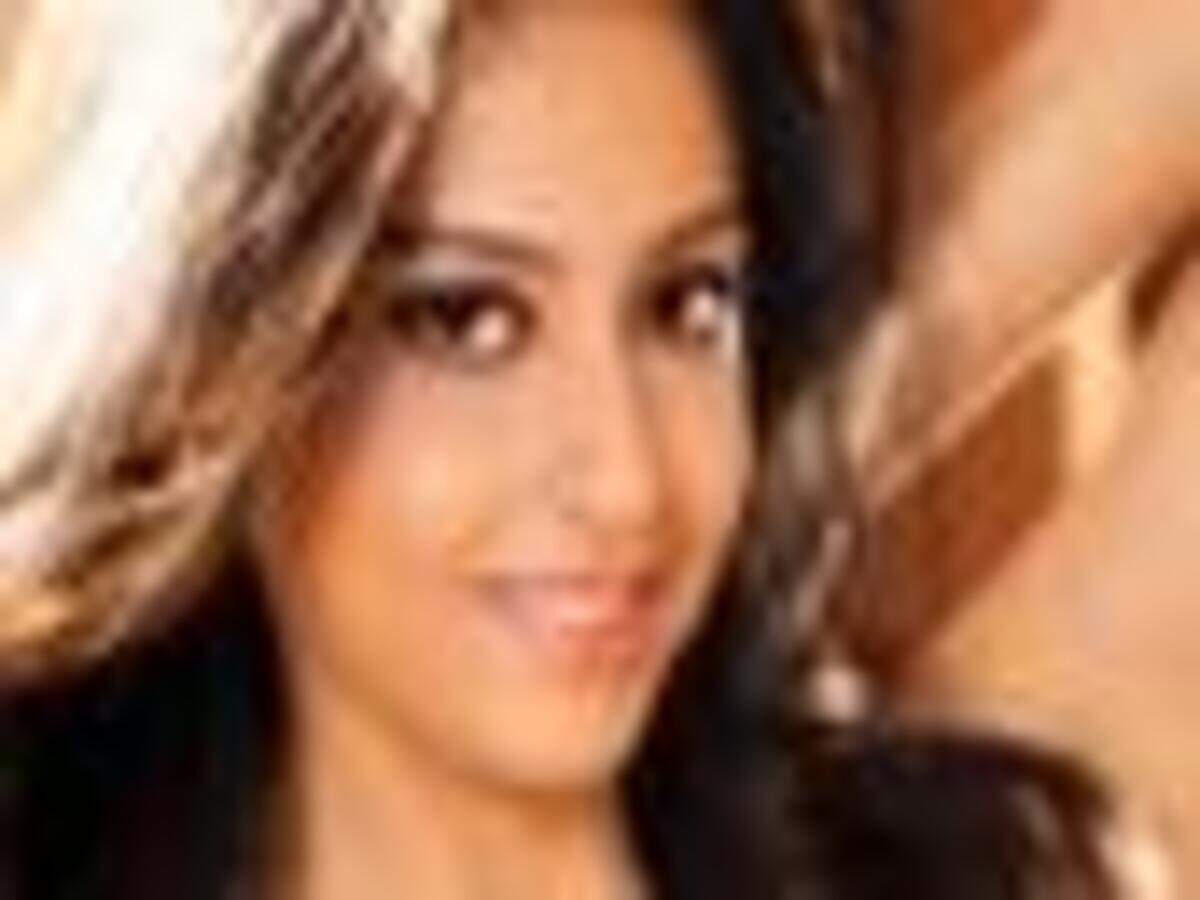 I am obedient, sorted and focused: Anushka Shah