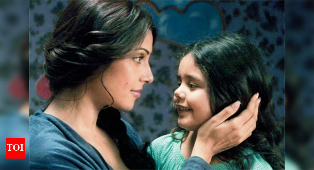 Aatma: Six-year-old slaps Bipasha! | Hindi Movie News - Times of India